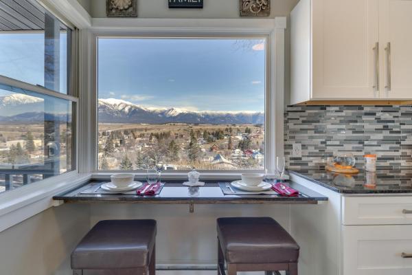 Eureka Getaway With Hot Tub And Mountain Views! - Eureka, MT