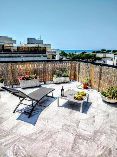 -Penthouse Con Terrazza Panoramica -Free Parking- - Carrara