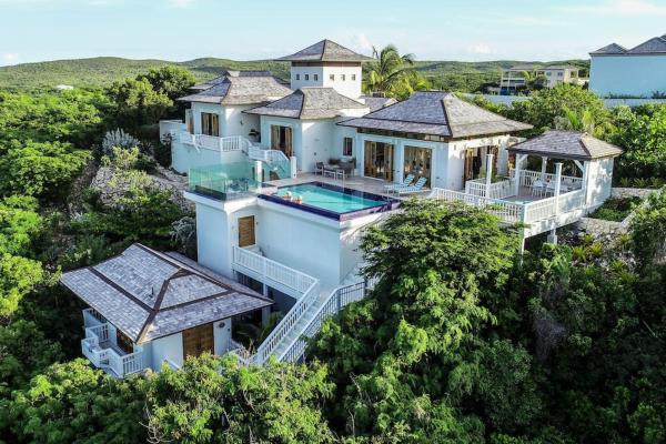 Stunning 3 Bedroom Villa With Pool & Jacuzzi - Antigua and Barbuda