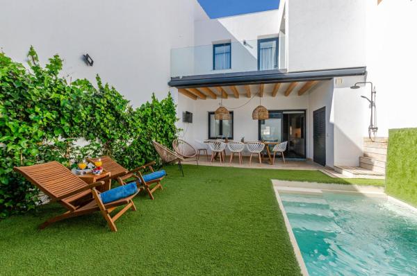 Yourhouse Els Nins Villa - Can Picafort