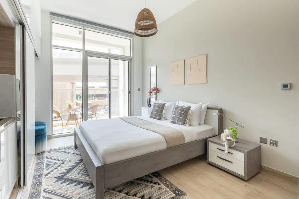 Frank Porter - Studio One - Dubai Marina