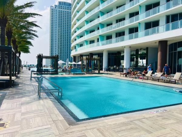 Mvr Apartments Beachfront - Hollywood, FL