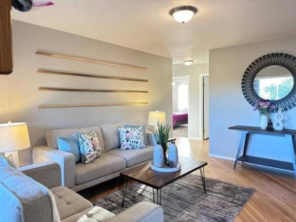 Ripon Orchard Retreat - Manteca, CA