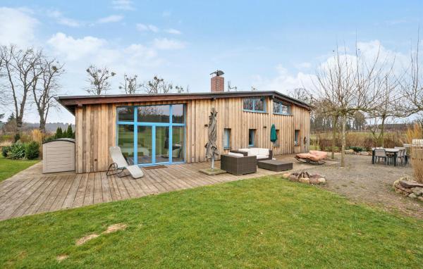 Stunning Home In Templin With Sauna - Templin