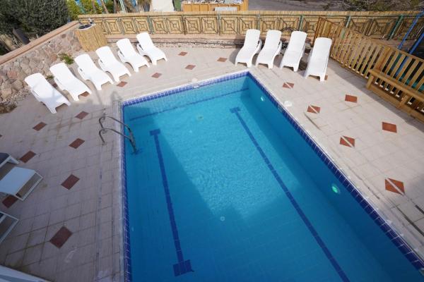 Yalarent Afarsemon Complex With Pool - For Families - Eilat