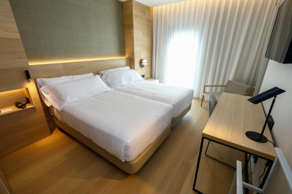 Hotel Zenit Bilbao - Bilbao