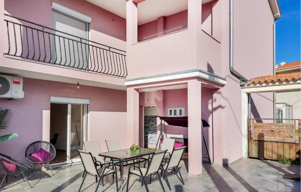 Amazing Home In Labin With Kitchen - Rabac