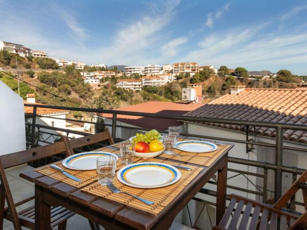 Apartment Mar I Muntanya Ii By Interhome - Llançà