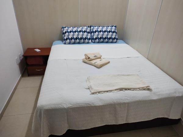 Quarto Confortável Em Est Velha - Novo Hamburgo