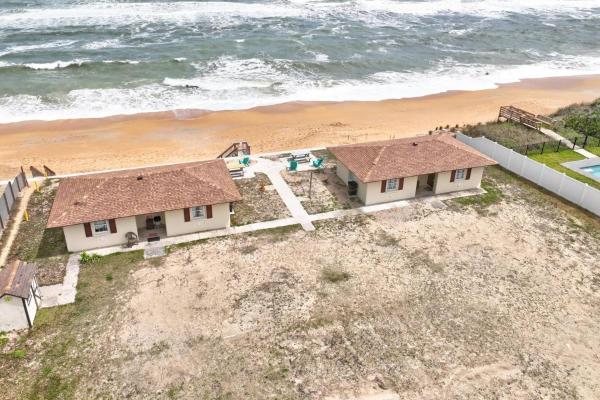Quarter Deck Cottage On Flagler Beach - Palm Coast, FL
