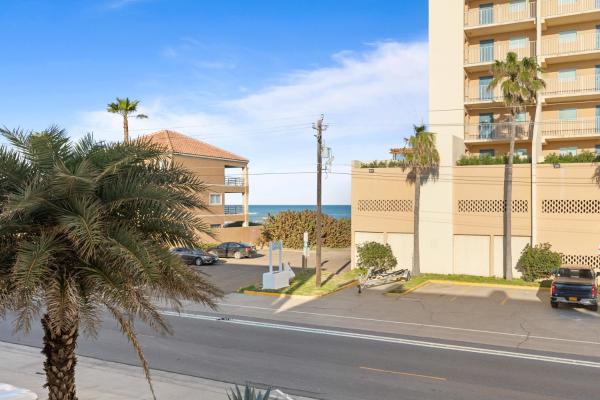 Coronado Get-away At Fantasy Circle - Texas
