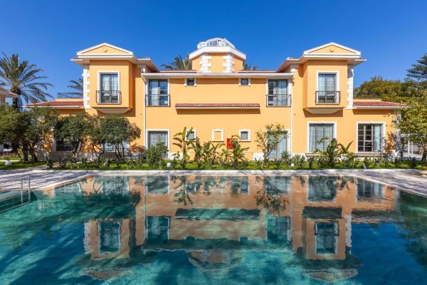 Ema Houses - Lara Beach