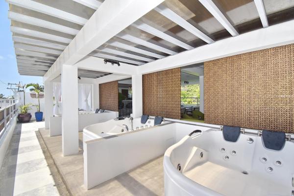 Bale Mi Boracay - Malay