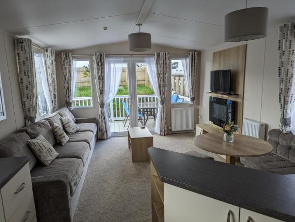 11 Meadow View - Mawgan Porth