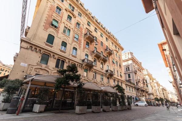 Elegante Appartamento Nel Cuore Della Città - Genoa