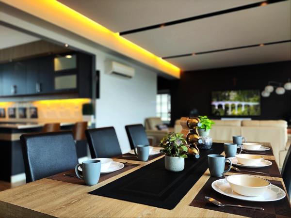 Bright Cozy Condo - Sibu