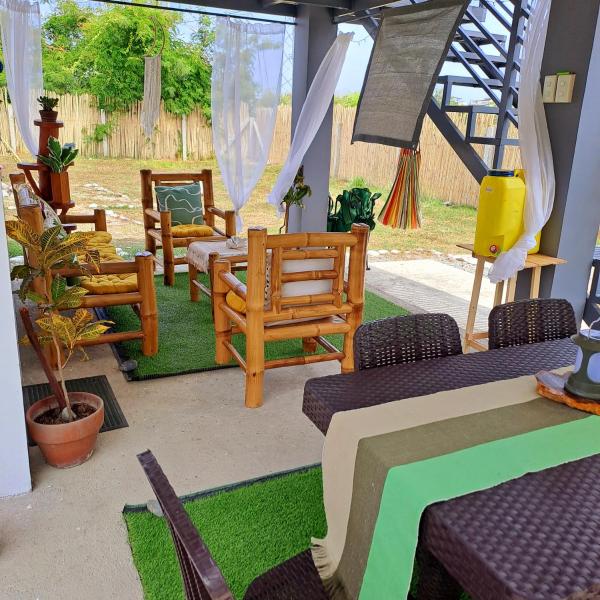 The Beaulah Overlooking Cozy Hideaway In Hundred Islands - Alaminos