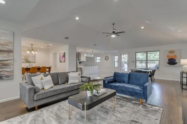 Amazing Haven Home With Private Pool - Grand Prairie, TX