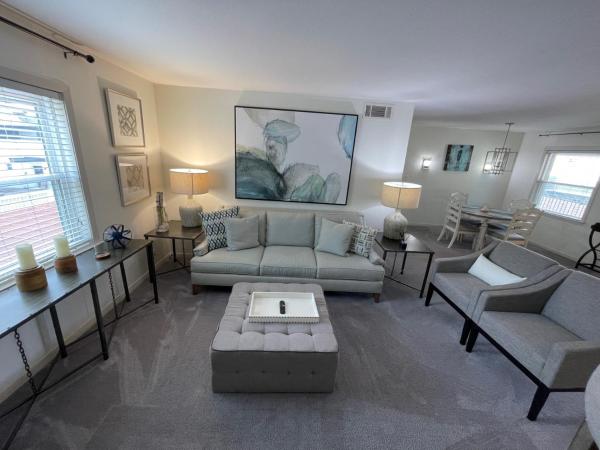 The Royal Room At Galleria - Meyerland - Houston