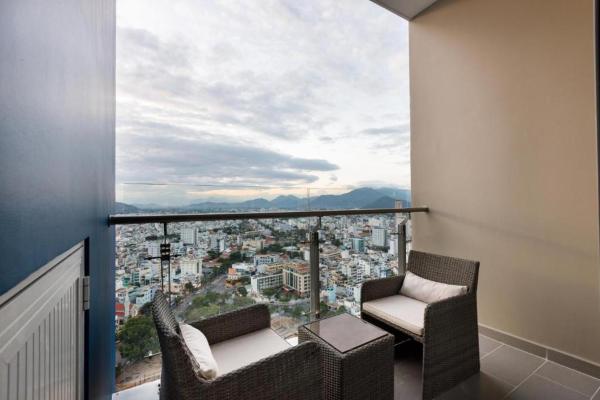 Nha Trang Luxury City View Studio - Free Breakfast & Pool - Vietnam