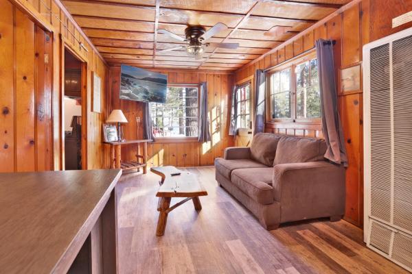 Little Pines Couples Lakeside Cabin By Big Bear Vacations - Big Bear Lake, CA