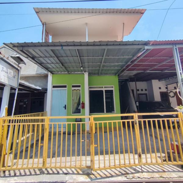 Rumah Teman Homestay - Semarang