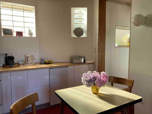 Villanelle Maison En Centre Hyper Calme Et Au Vert - Limoges