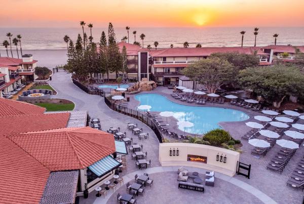 Zachari Dunes On Mandalay Beach, Curio Collection By Hilton - Ventura, CA
