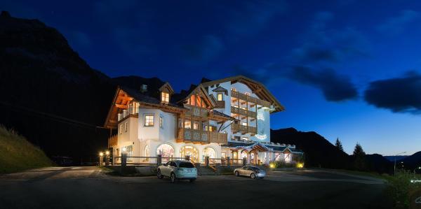 Hotel Cristallo - Malga Ciapela