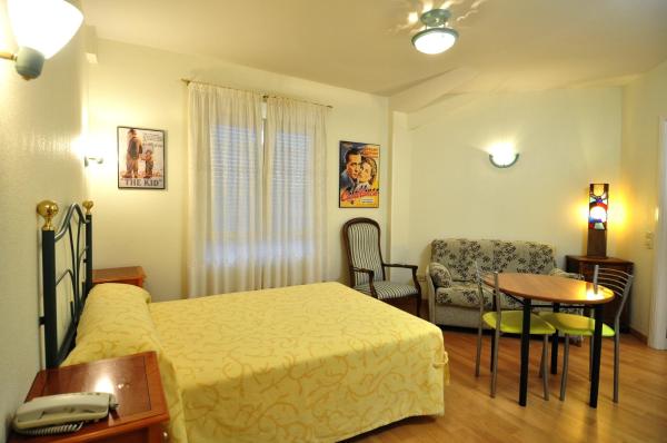 Hotel Apartamentos Aralso Sotillo - Segovia