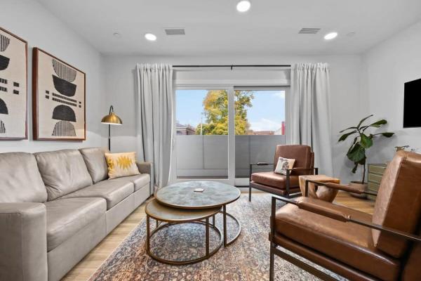 Slabtown 203 Luxury Condo Great Location - Traverse City, MI
