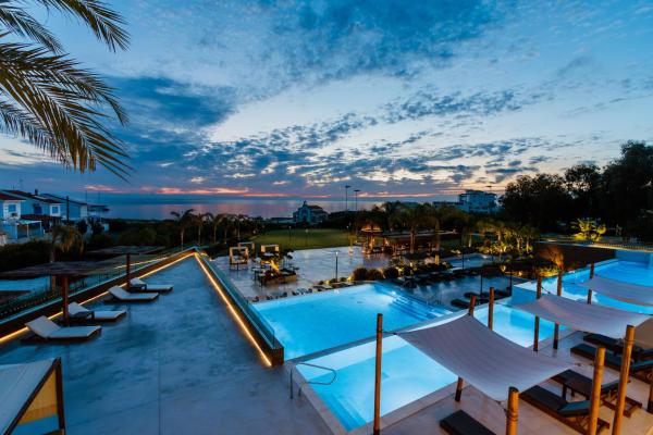 "Cavo Zoe Seaside" Hotel - Nissi Beach