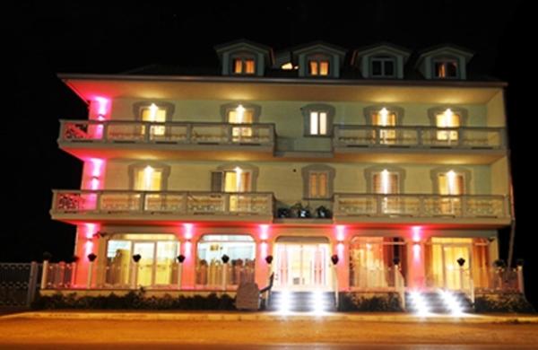 Palace Hotel Una Nuova Strada - Calabria