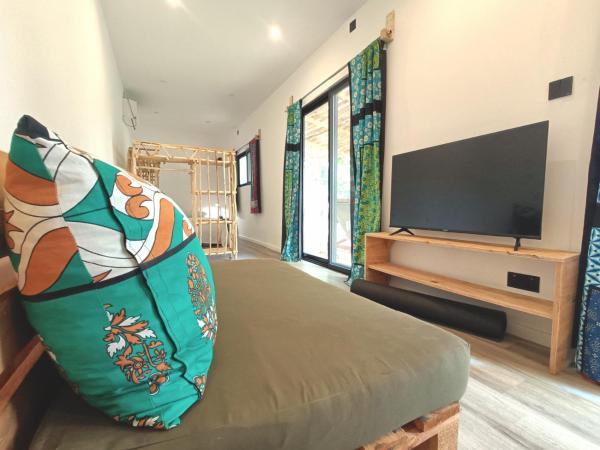 Skippers - Adults Only - Diani Beach