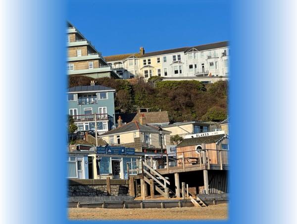 Sandy Toes - Awesome Beach View And Access - Shanklin