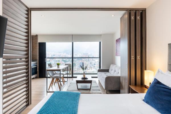 72hub By Jalo | 2br Apartment With Balcony & Pool - Colombia