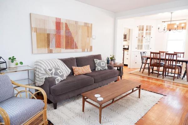 Cozy Blue Door Farmhouse - Olympia-Granby, SC