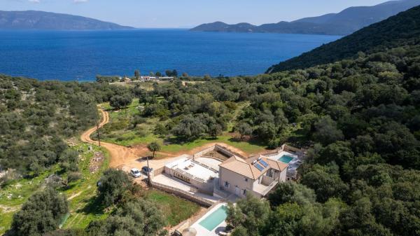 Paradise Villas - Agia Effimia