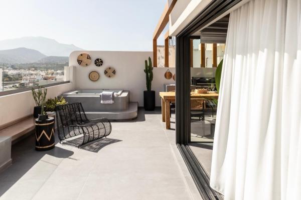 The Sand City Apartment With Outdoor Hot Tub - Agios Nikolaos