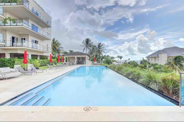 Modern Penthouse Near Atlantis & Beach - Nassau