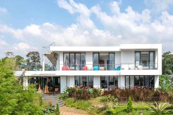 Twospaces Living At Deros Resort & Cafe, Bogor - インドネシア