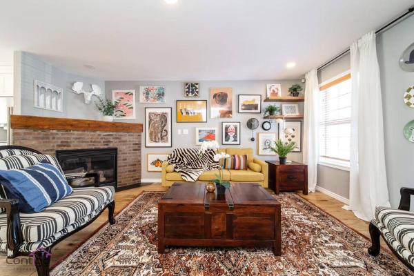 Stylish Euro Vibes Home, Small Gym, Ac, Yard, Office - Edmonton