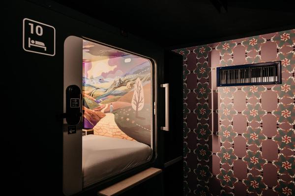 Capsule Hotel - Lucerne Old Town - Lucerne
