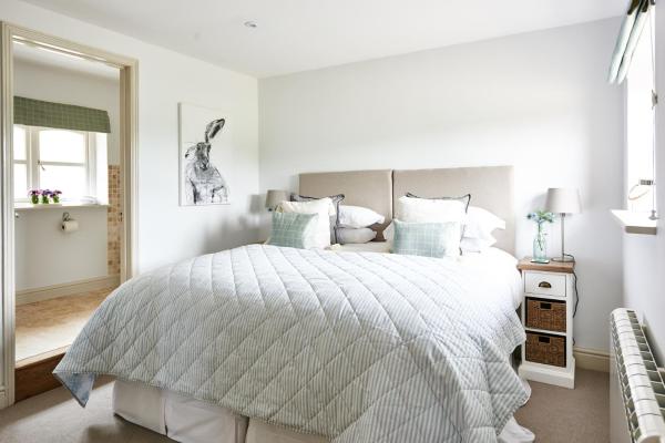Cromhall Farm - Castle Combe