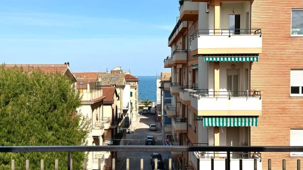 P027 - Porto Recanati, Trilocale In Centro Vista Mare - Porto Recanati