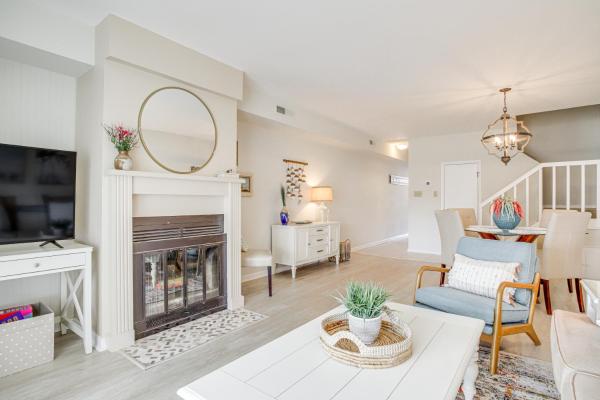 Porch And Water Views Getaway In Mallard Lakes - Fenwick Island, DE