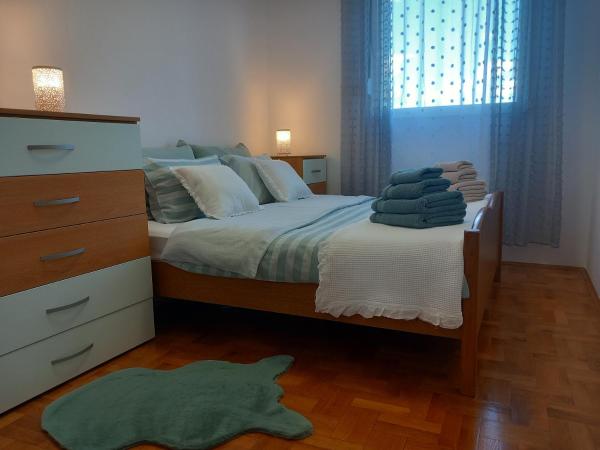 Apartment Harmony - Pleasant And Comfortable Place With A Balcony And A Secured Garage - Split