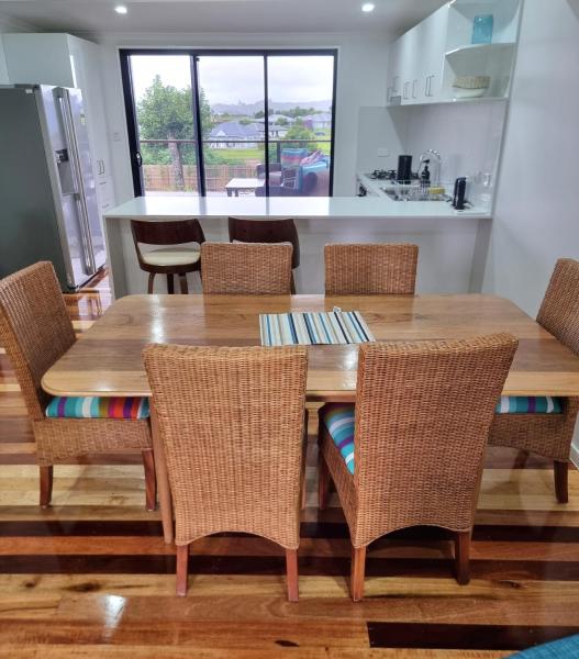 Yungaburra Whitehouse - Yungaburra