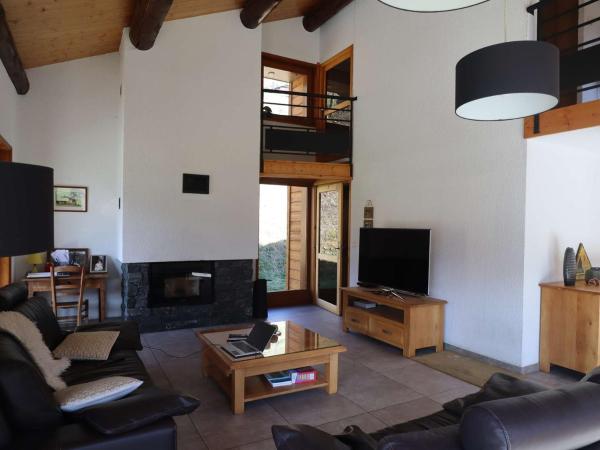 Chalet Spacieux 3 éTages, Cheminée, Garage, Pour 6 Pers, Arêches-beaufort - Beaufort