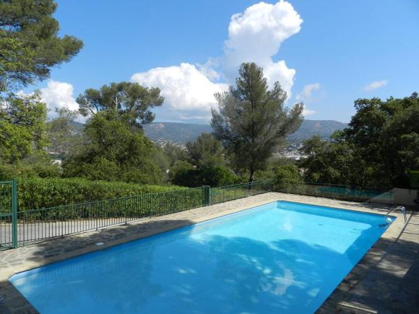 Appartement 3 Pièces Avec Piscine, Parking Et Animaux Admis - Fr-1-251-757 - Hyères